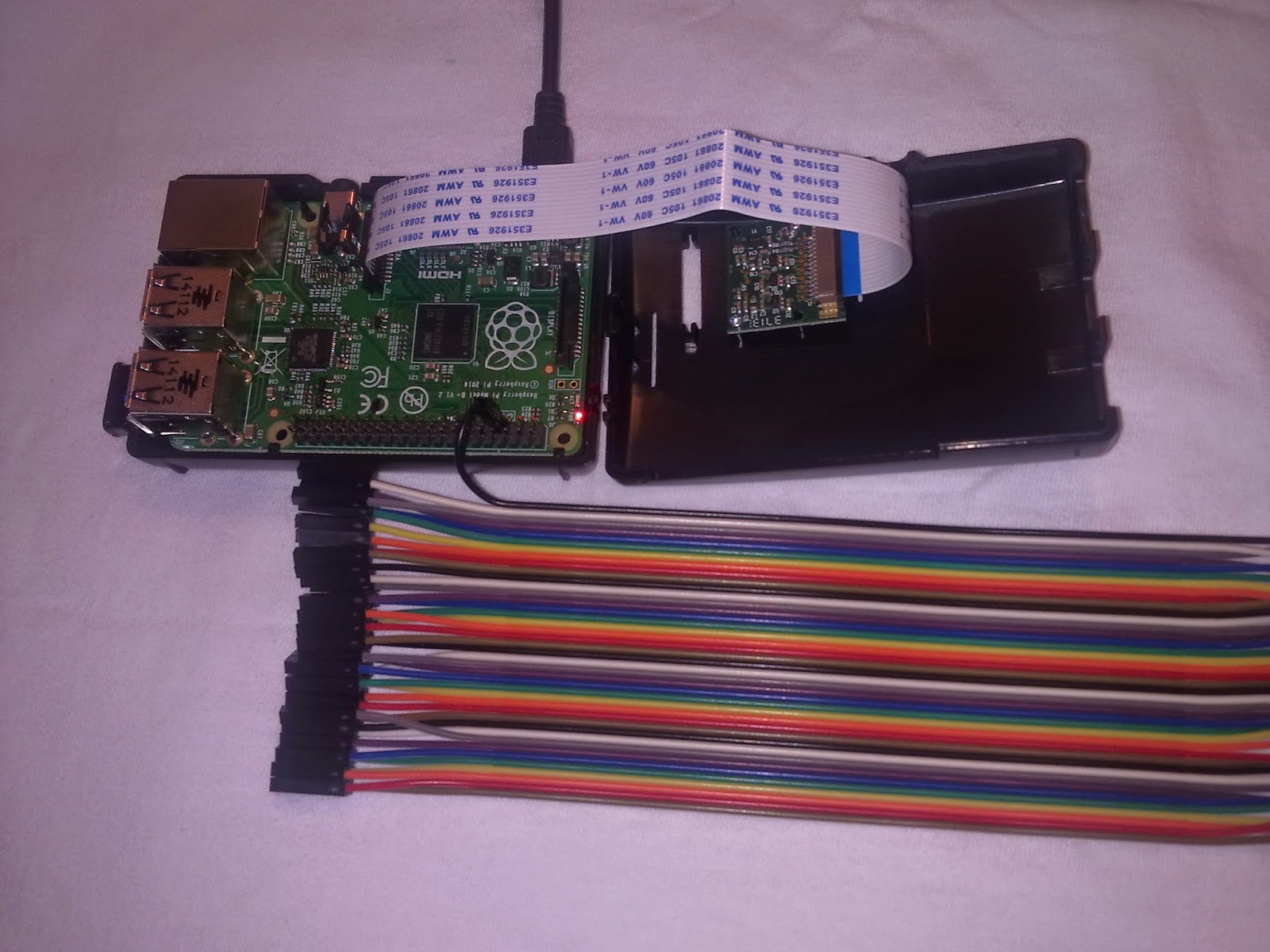 AndrexWeb: Raspberry Pi Into an FM Transmitter