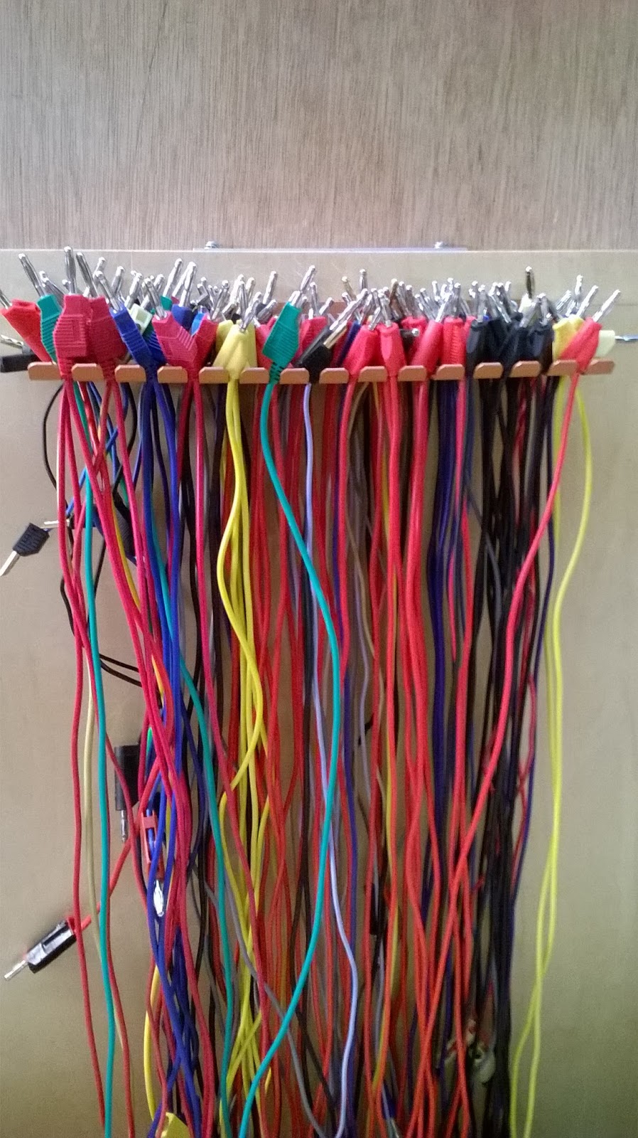 Nonlinearcircuits Pomona Cable Holder nonlinearcircuits-pomona-cable-holder