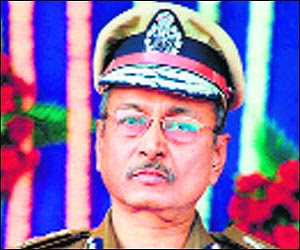 Gujarat Police loses a brilliant officer as Sudhir Sinha retires today | DeshGujarat