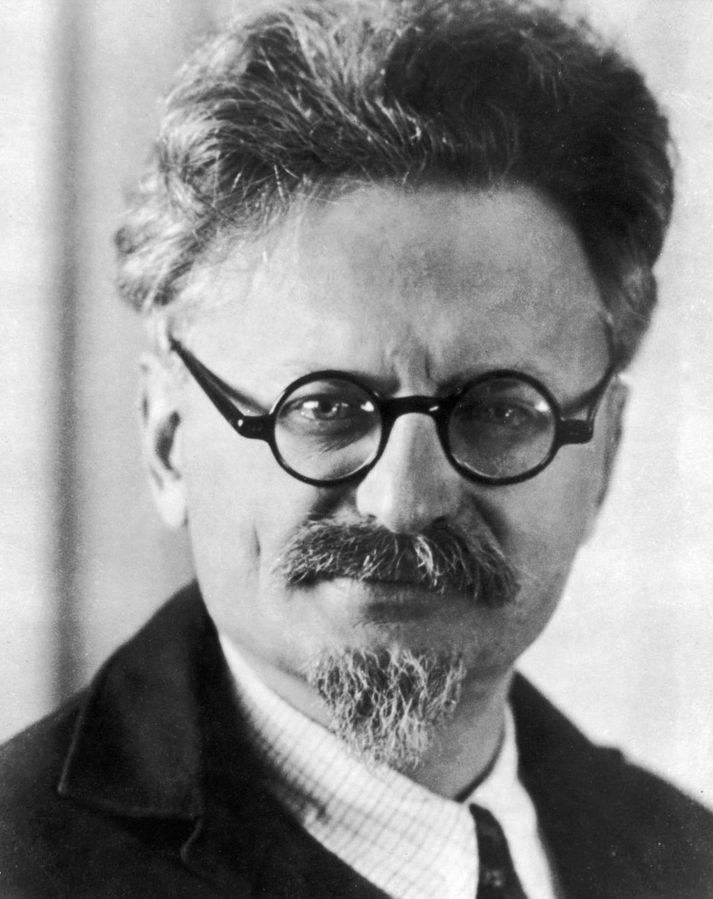 Pausa: Trotsky historiador