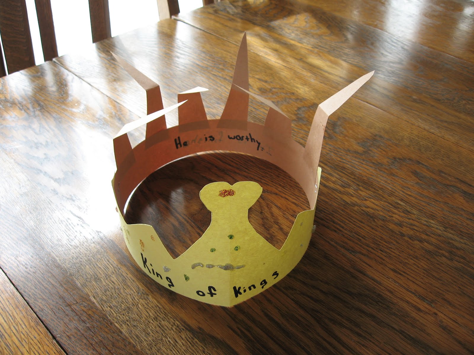 Almost Unschoolers: Christly Crowns - Easter Craft