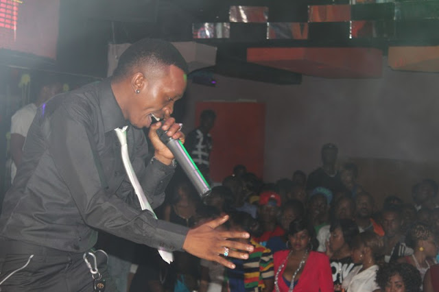 USIKU WA BONGE LA BWANA: SHILOLE AMWAGA RADHI,BIKINI NJENJE,FEROOZ ... USIKU WA BONGE LA BWANA: SHILOLE AMWAGA RADHI,BIKINI NJENJE,FEROOZ ...