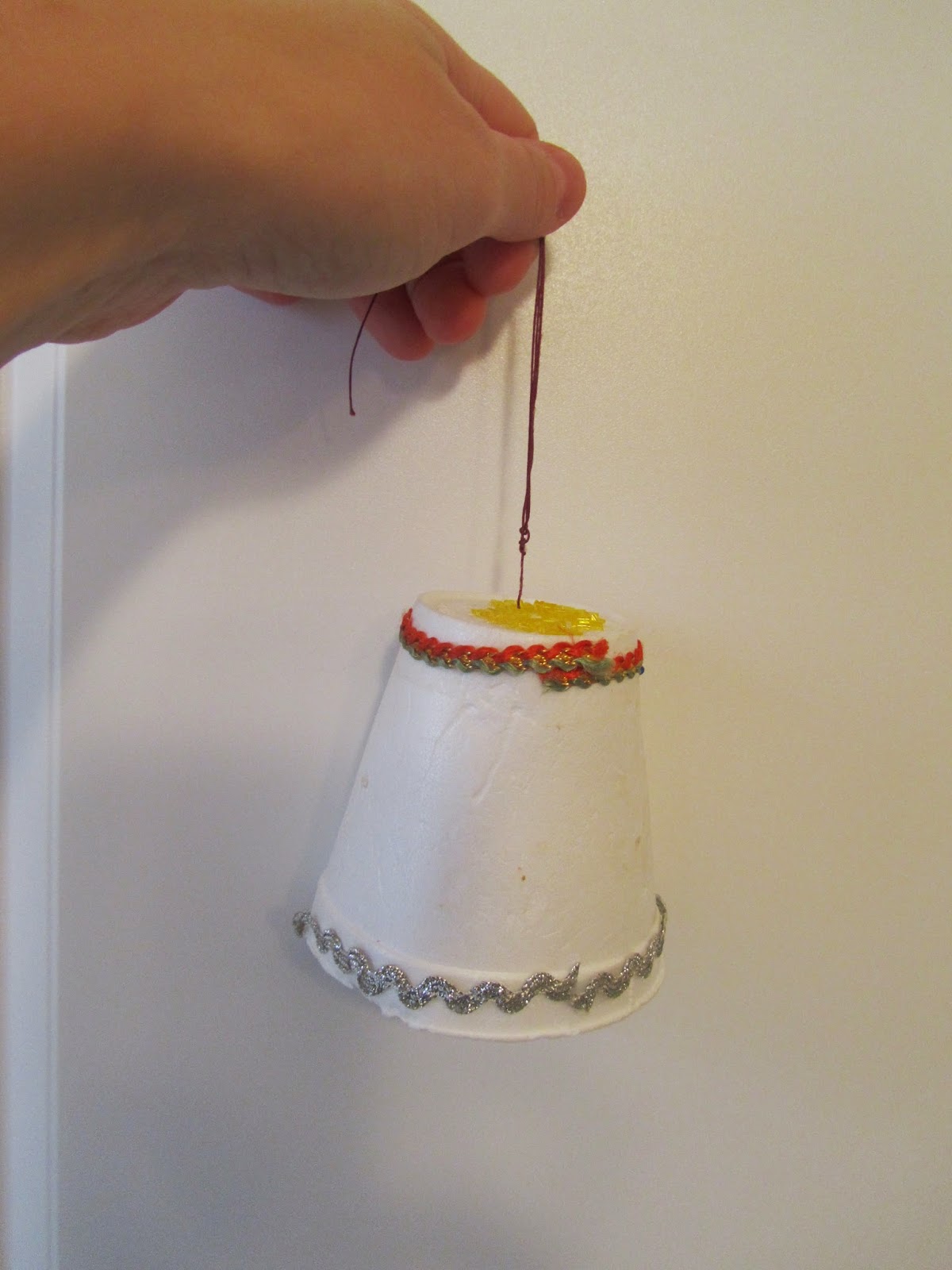 Livin' Life With Style : DIY Christmas Bell Ornament for kids