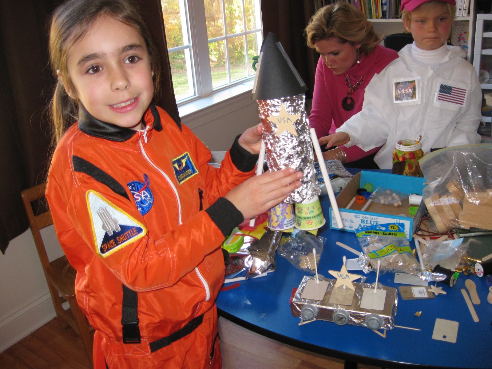 Solagratiamom: Year 2 Week 12 - Create Your Own Spacecraft and Astronauts