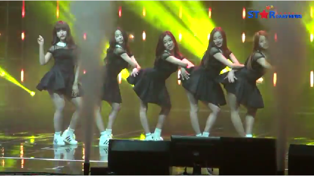 Criss Hallyu: CrystaL Clear - CLC(씨엘씨) "Pepe" Live Performance