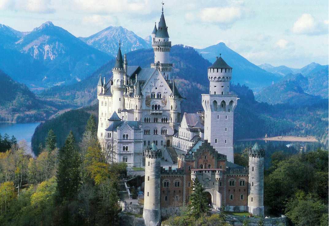 Neuschwanstein Castle A Historical Popular Place In Germany World neuschwanstein-castle-a-historical-popular-place-in-germany-world