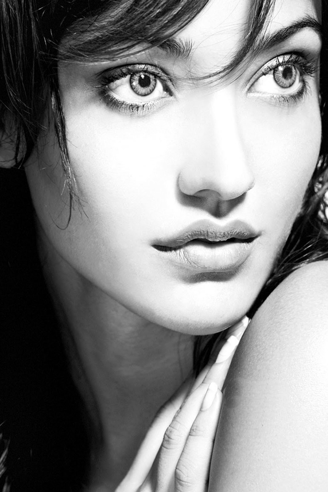 Neha Sharma Sexy Bollywood Actress | HD Wallpapers Neha Sharma Sexy Bollywood Actress | HD Wallpapers