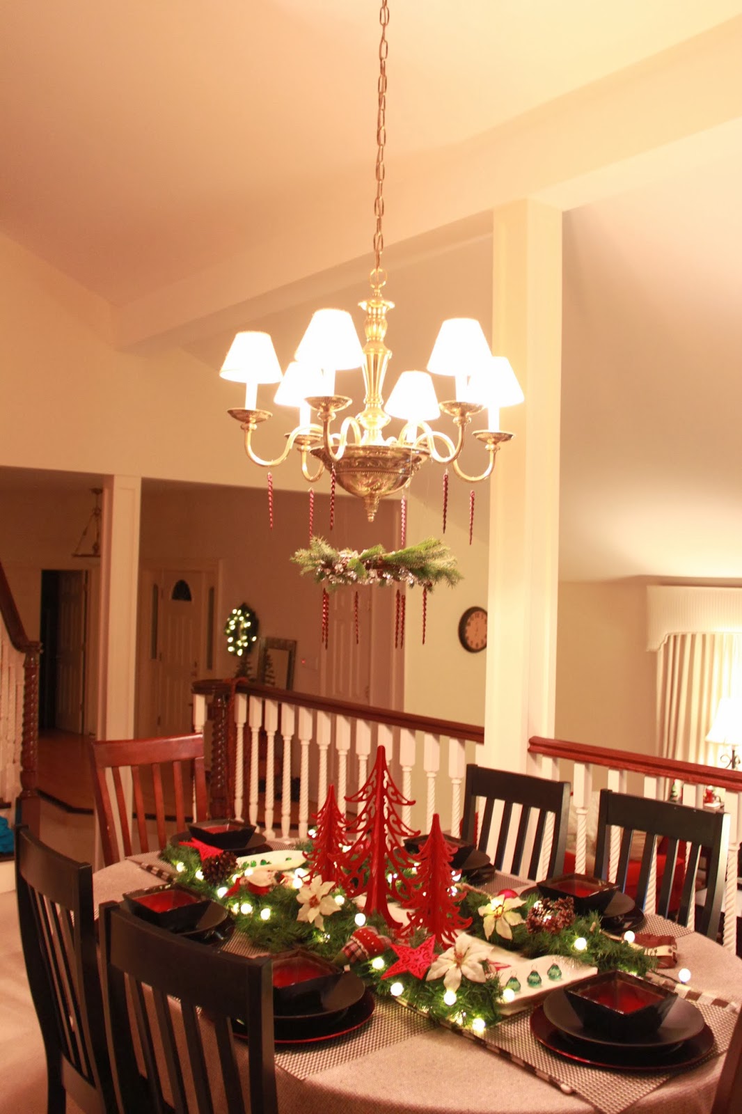 Pixeltrashamania Wreath Chandelier For Christmas pixeltrashamania-wreath-chandelier-for-christmas