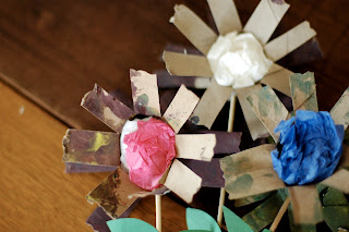 create (with kids): upcycled flowers - FreshlyPlanted