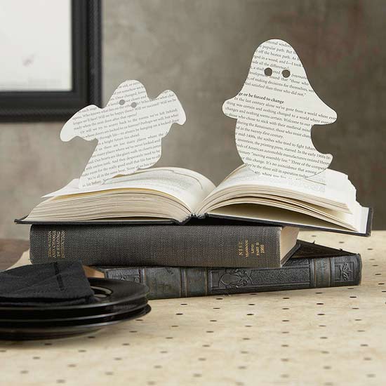 17 Spooky Halloween Book Page Crafts - The Scrap Shoppe