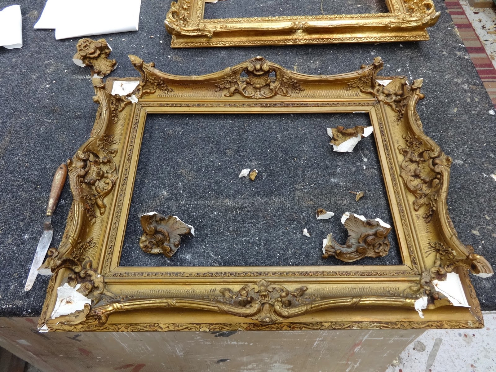 Framemaker: Four Broken Corners