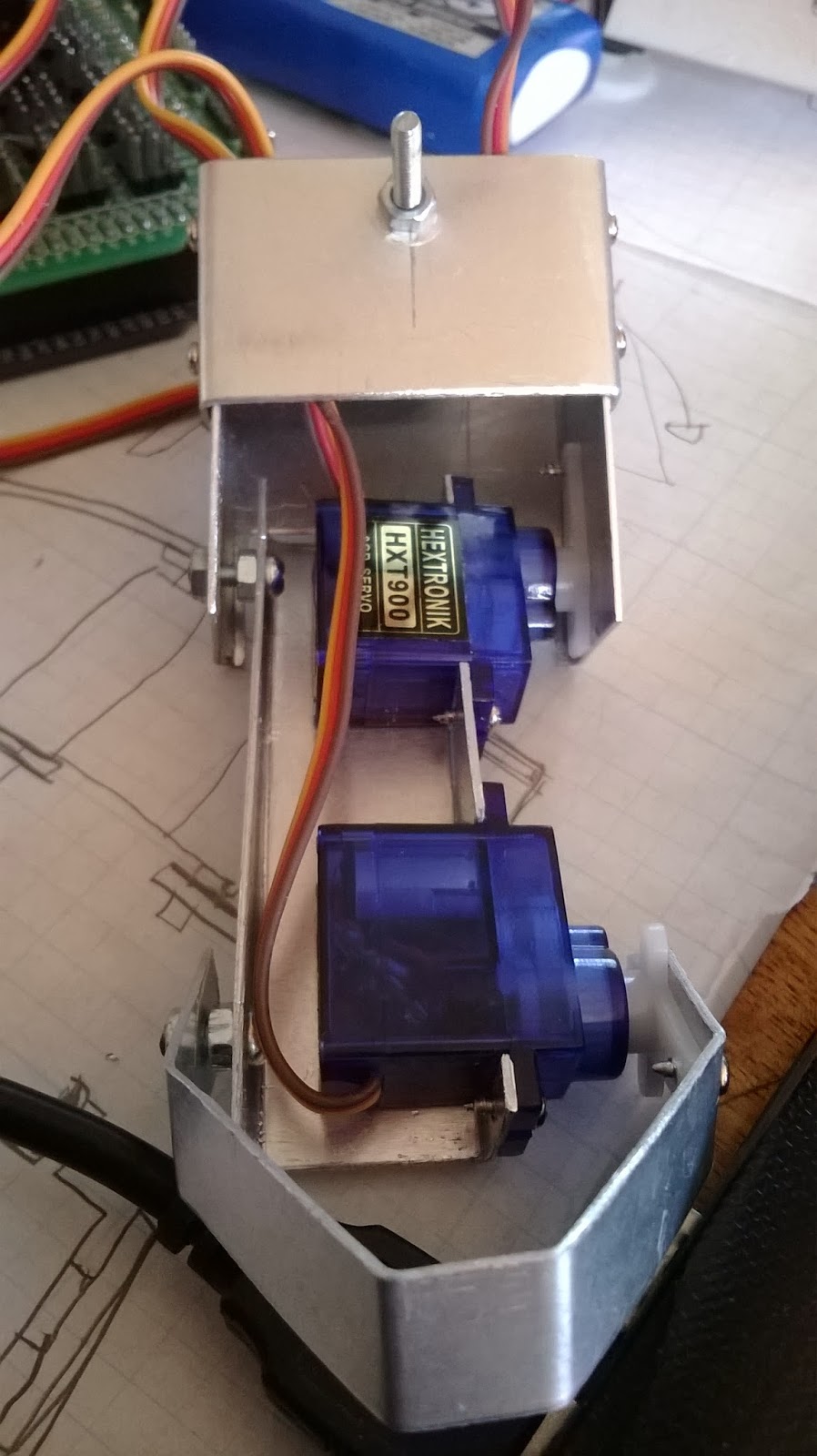 servos | PlanetArduino