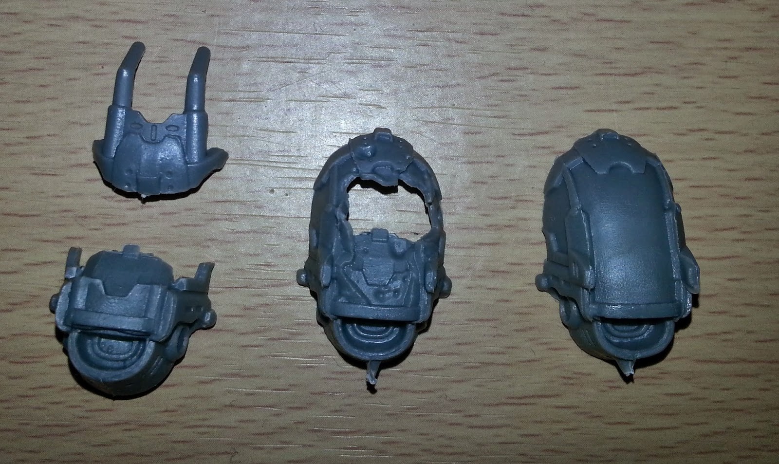 Children of the Kraken: Mantic's Deadzone Strider