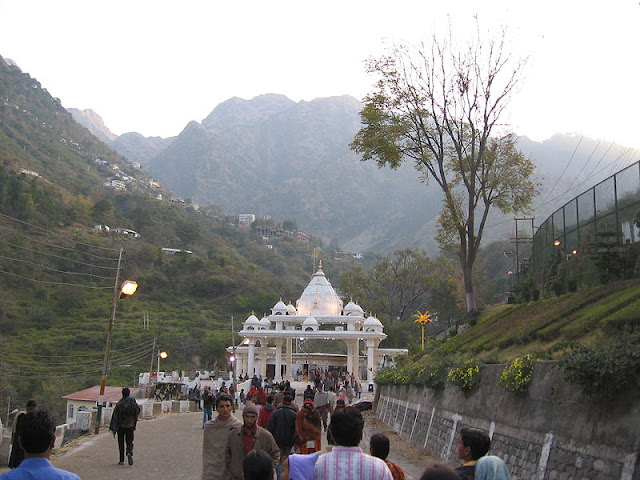Mata Vaishno Devi Temple in Jammu & Kashmir, Historical Significance, Architecture, Tourism Planning