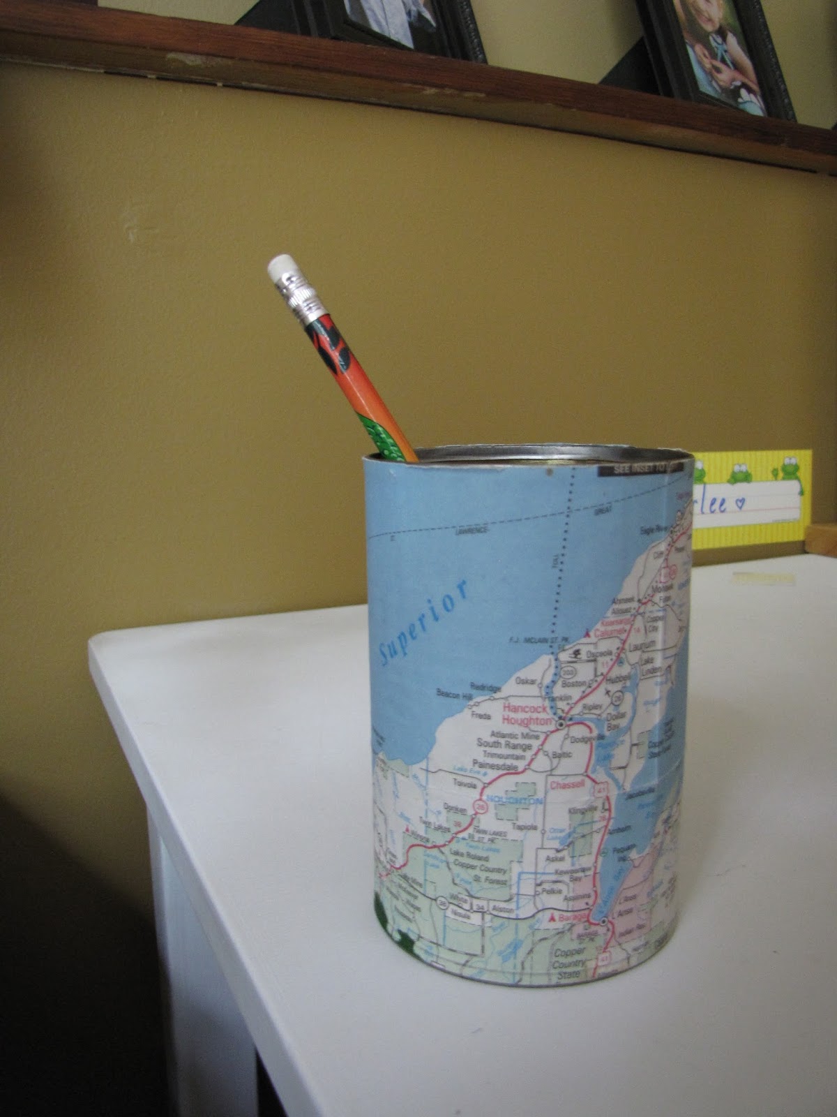 Purposeful Homemaking: How To Make a Pencil Holder Purposeful Homemaking: How To Make a Pencil Holder