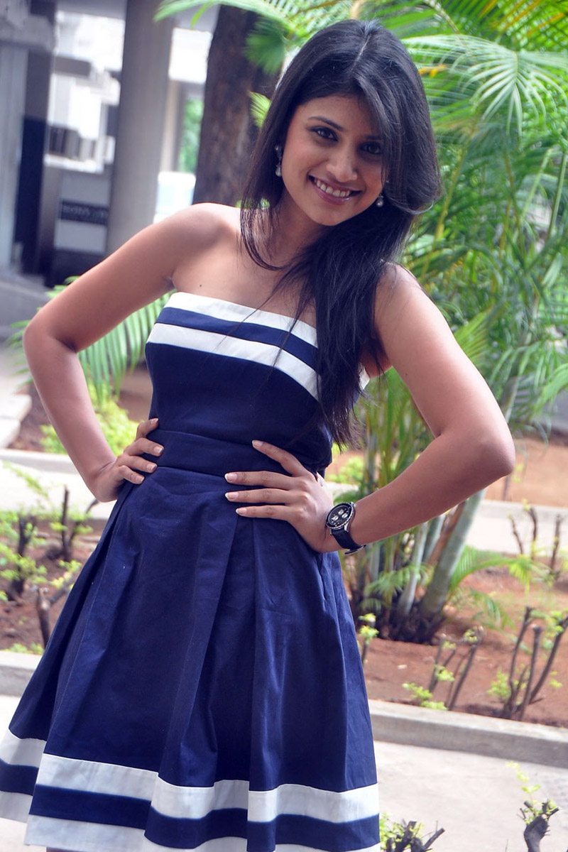 Actress & Models: Sweta Pandit Hot Stills Actress & Models: Sweta Pandit Hot Stills