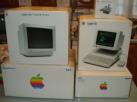 Retro Treasures: Apple Iic Boxed & Complete