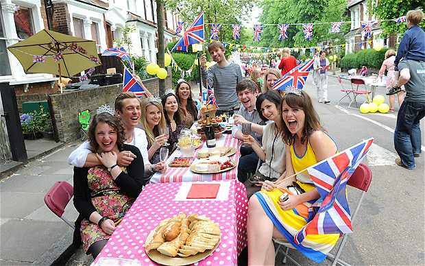 10 000 Street Parties For Queen s Diamond Jubilee 10-000-street-parties-for-queen-s-diamond-jubilee