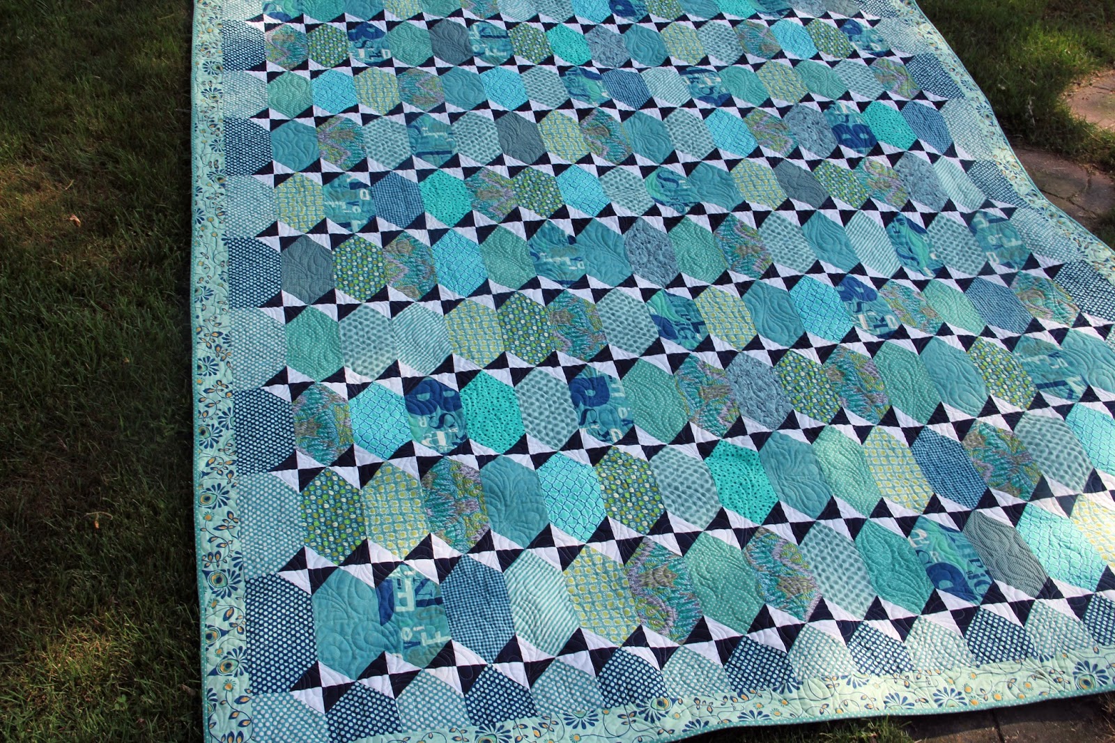 Girls In The Garden Tula Pink Quilt Erin girls-in-the-garden-tula-pink-quilt-erin