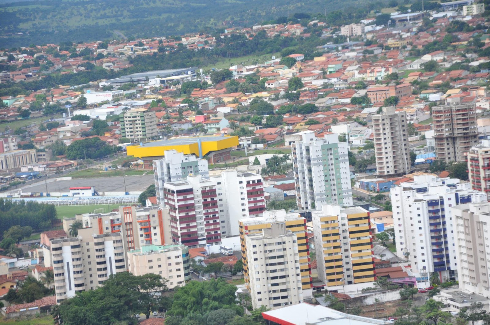 BLOG CLEUBER CARLOS: Prefeito de Caldas Novas Sobrevoa Cidade e Produz ... BLOG CLEUBER CARLOS: Prefeito de Caldas Novas Sobrevoa Cidade e Produz ...