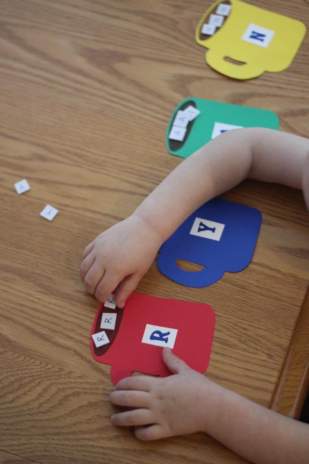 Hot Chocolate Alphabet Matching Game | Toddler Approved! | Bloglovin’