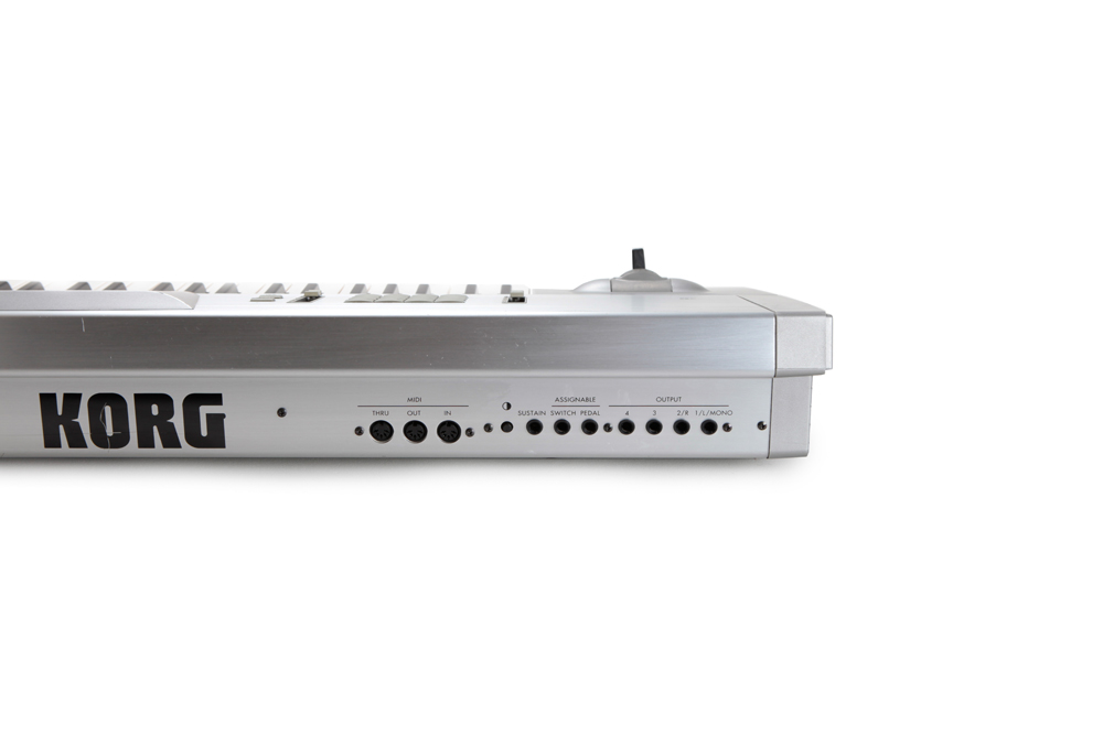 MATRIXSYNTH-B: Korg Trinity Plus 61 Note Keyboard Workstation