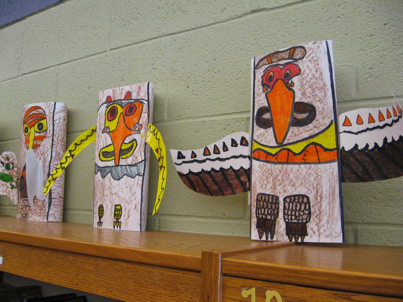 Jamestown Elementary Art Blog: 2nd Grade Native American Totem Poles Jamestown Elementary Art Blog: 2nd Grade Native American Totem Poles
