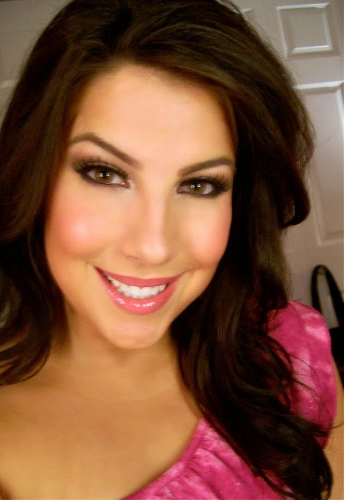 YouTube Beauty Guru Income How Much Money Does EmilyNoel83 Make On youtube-beauty-guru-income-how-much-money-does-emilynoel83-make-on