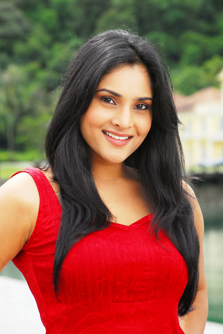 Ramya Divya Spandana Hot Full Photo Gallery | Ramya HD Wallpapers | All About Tollywood