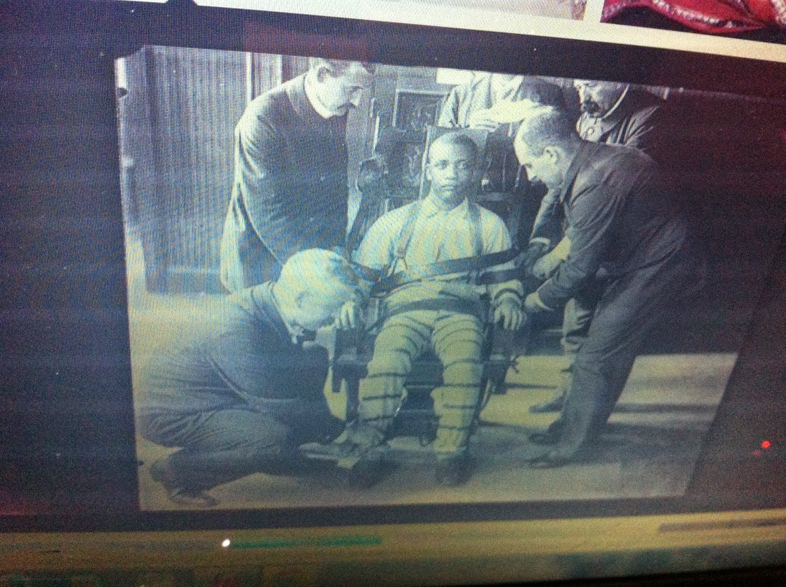 THE BLACK SOCIAL HISTORY:: BLACK SOCIAL HISTORY : AFRICAN AMERICAN " LENA BAKER " WAS A MAID WHO ...