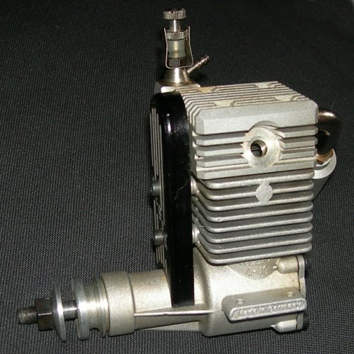 Vintage Model Airplane Engines Running: Webra T4 40 Vintage Model Airplane Engines Running: Webra T4 40