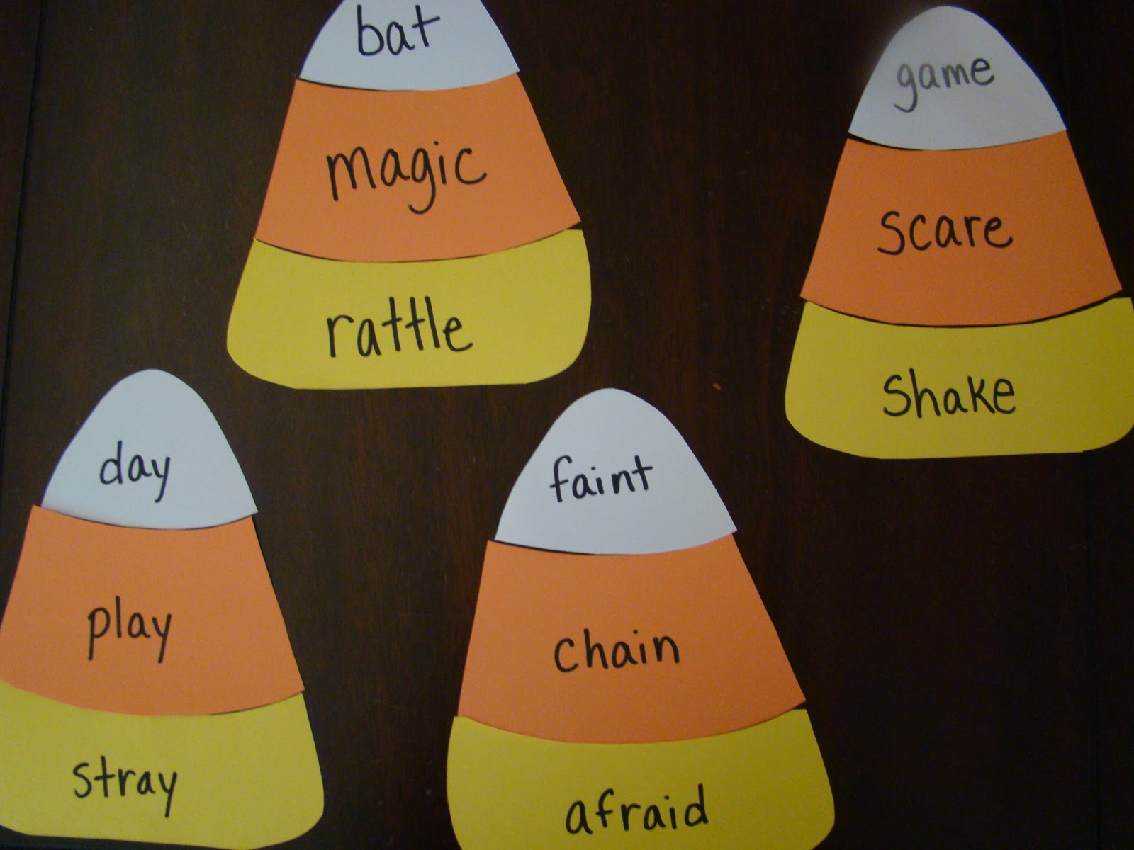 Halloween Word Sort - Long & Short A ~ Reading Confetti