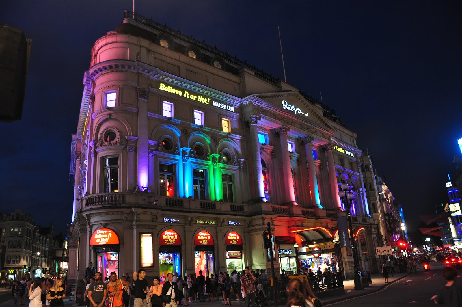 Sean's London Olympic Blog: Piccadilly Circus Sean's London Olympic Blog: Piccadilly Circus