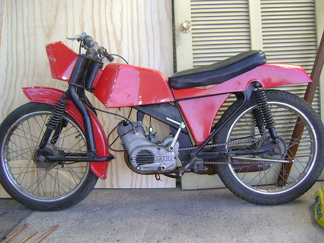 AUTOS CHILENOS: MOTOCHI 50