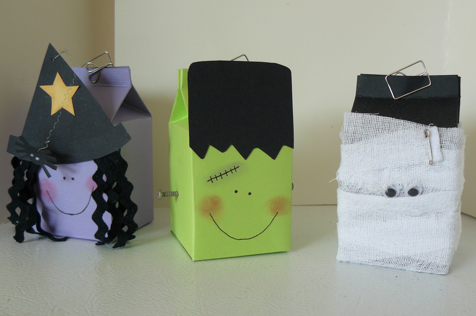 Small Fry Co Creepy Mini Milk Cartons For Halloween small-fry-co-creepy-mini-milk-cartons-for-halloween