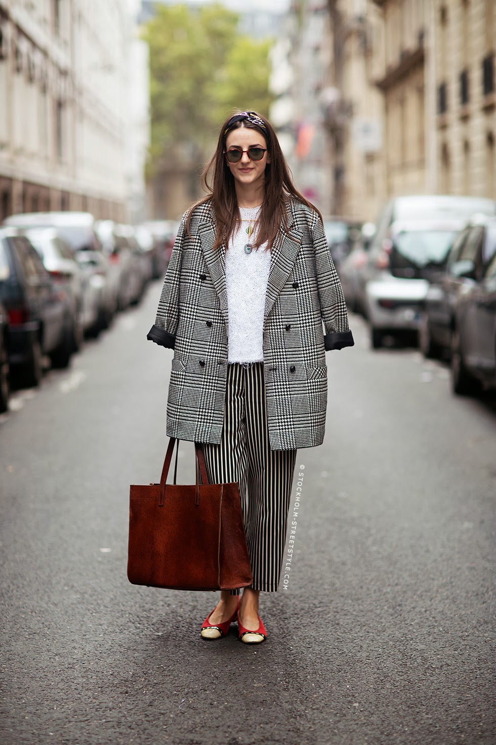 Parisienne MODERN WAYS TO WEAR THE VERTICAL STRIPE parisienne-modern-ways-to-wear-the-vertical-stripe