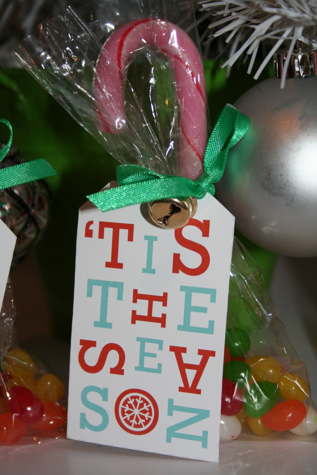 CHRISTMAS LOLLY GIFT BAGS christmas-lolly-gift-bags