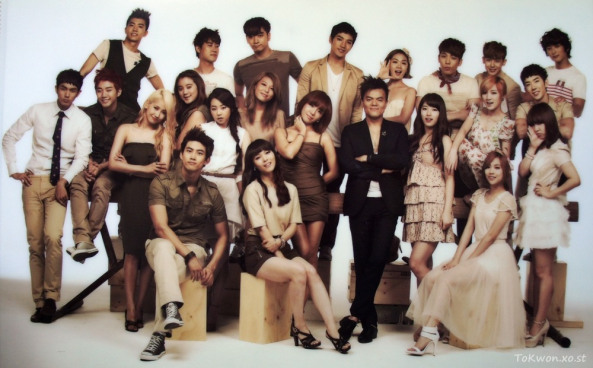 JYP explica por qué su agencia es diferente a YG y SM Entertainment