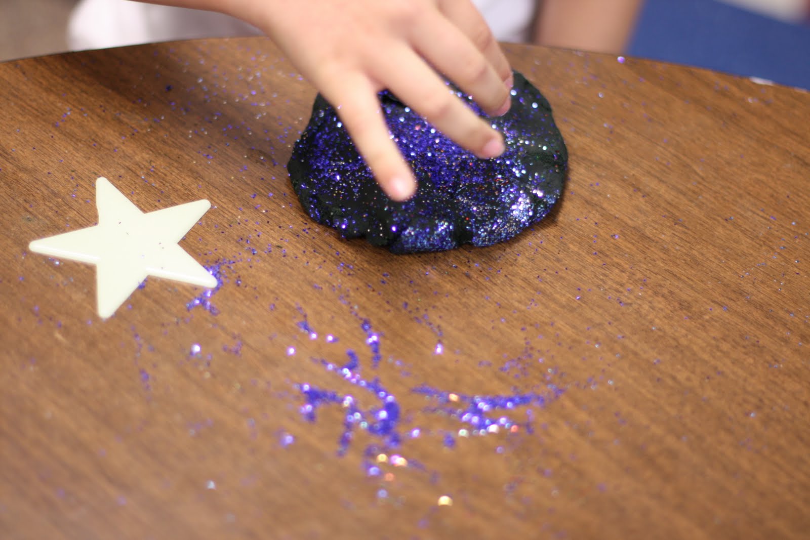 Galaxy Playdough - Fairy Dust Teaching