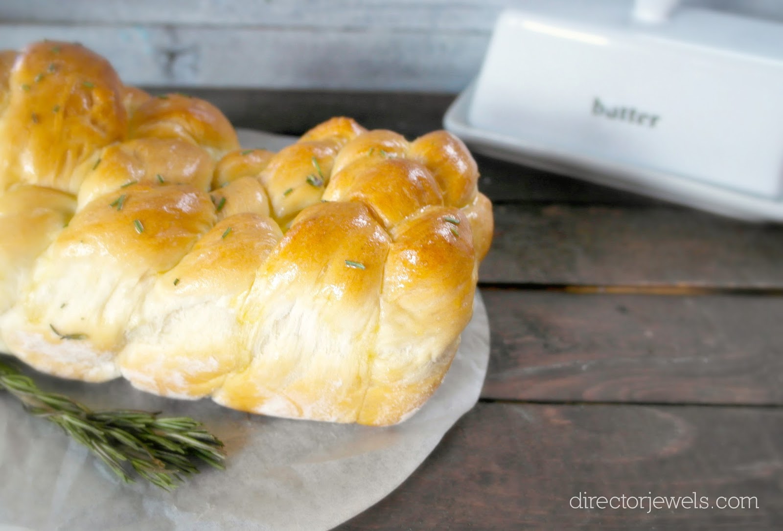 Can we all just sigh "yum" together now? What will you pair with this bread for a winter meal?