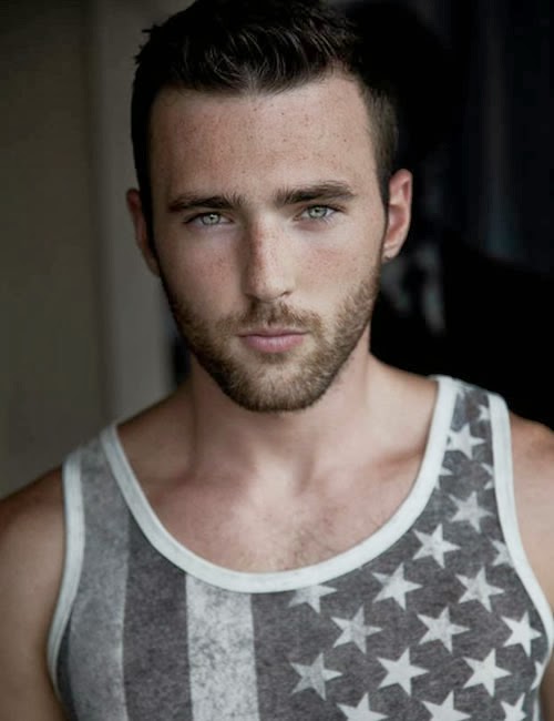 VJBrendan.com: The New Faces of GRINDR