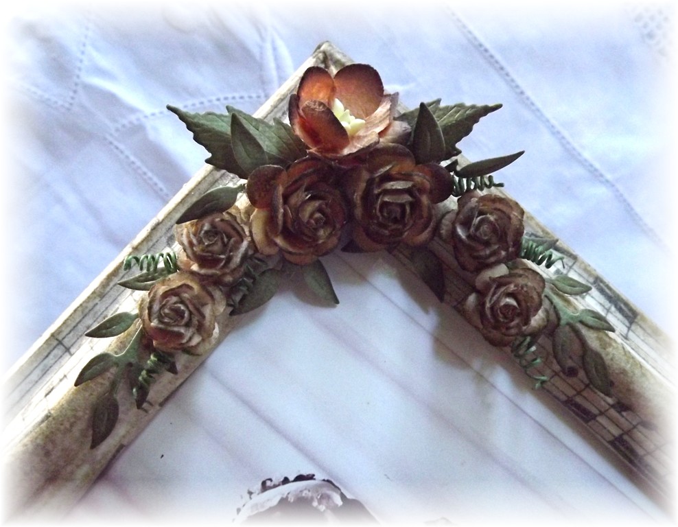 Creating An Altered Vintage Frame, Using Helmar 450 Quick Dry | Helmar