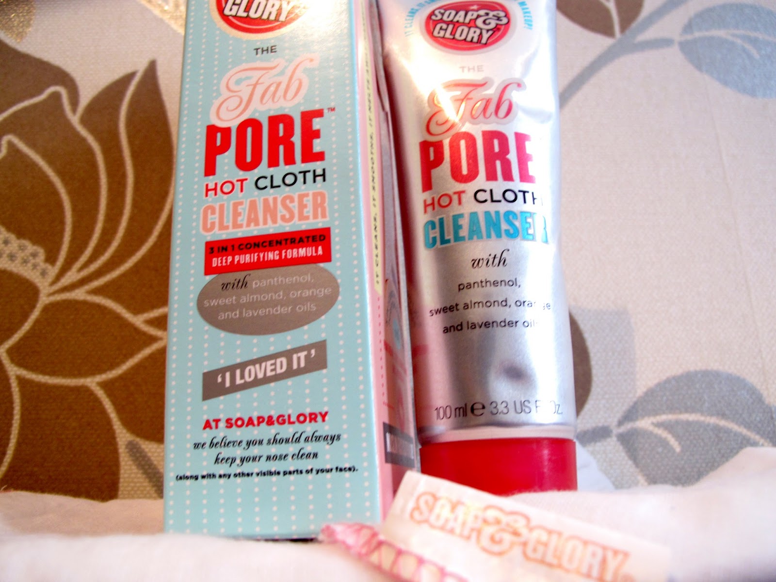 Sparkle From Lips: NEW IN+REVIEW: Soap & Glory Fab Pore Hot Cloth Cleanser Sparkle From Lips: NEW IN+REVIEW: Soap & Glory Fab Pore Hot Cloth Cleanser