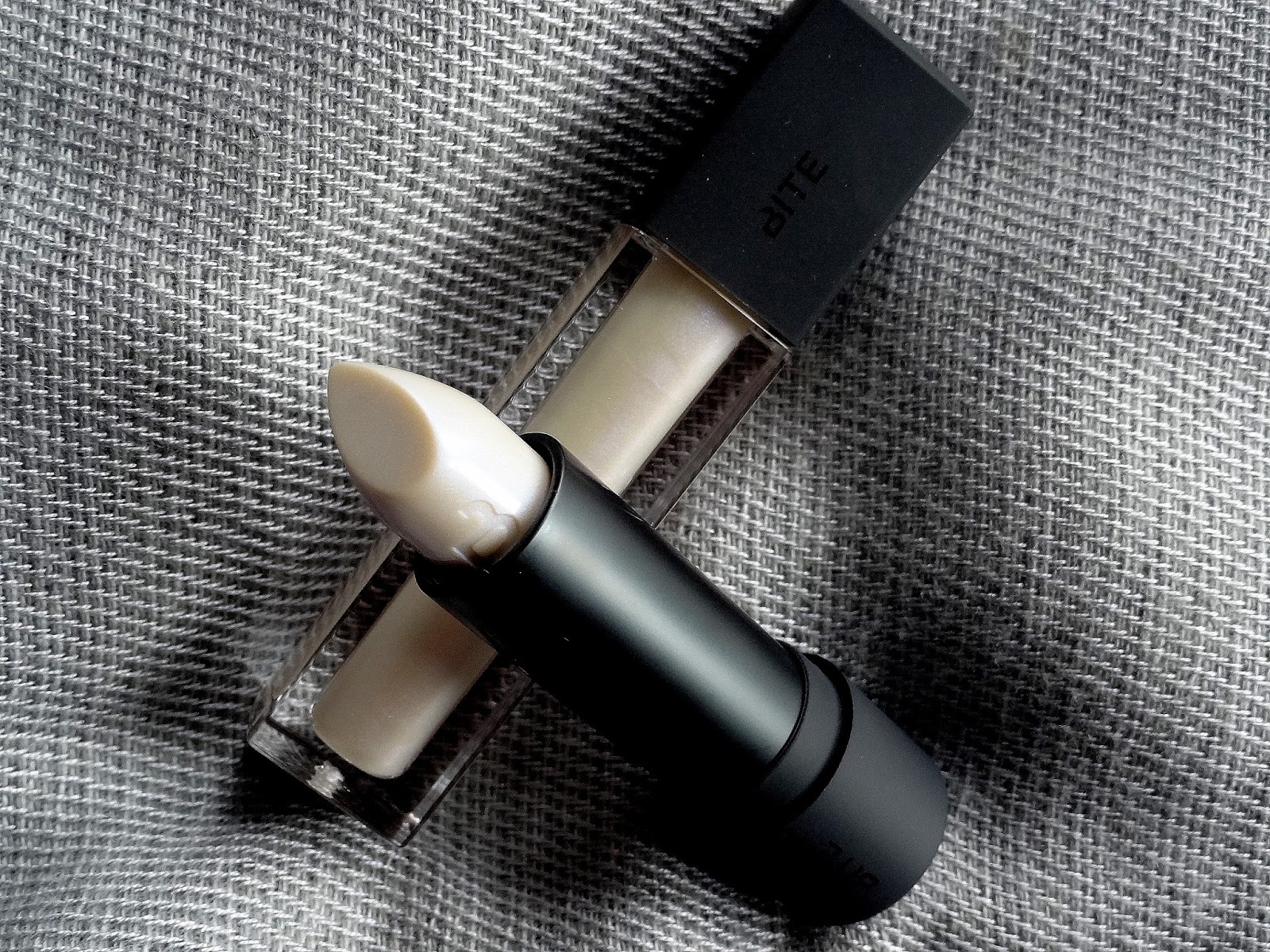Makeup, Beauty and More: BITE Beauty Opal Creme Lipstick and Lipgloss ... Makeup, Beauty and More: BITE Beauty Opal Creme Lipstick and Lipgloss ...