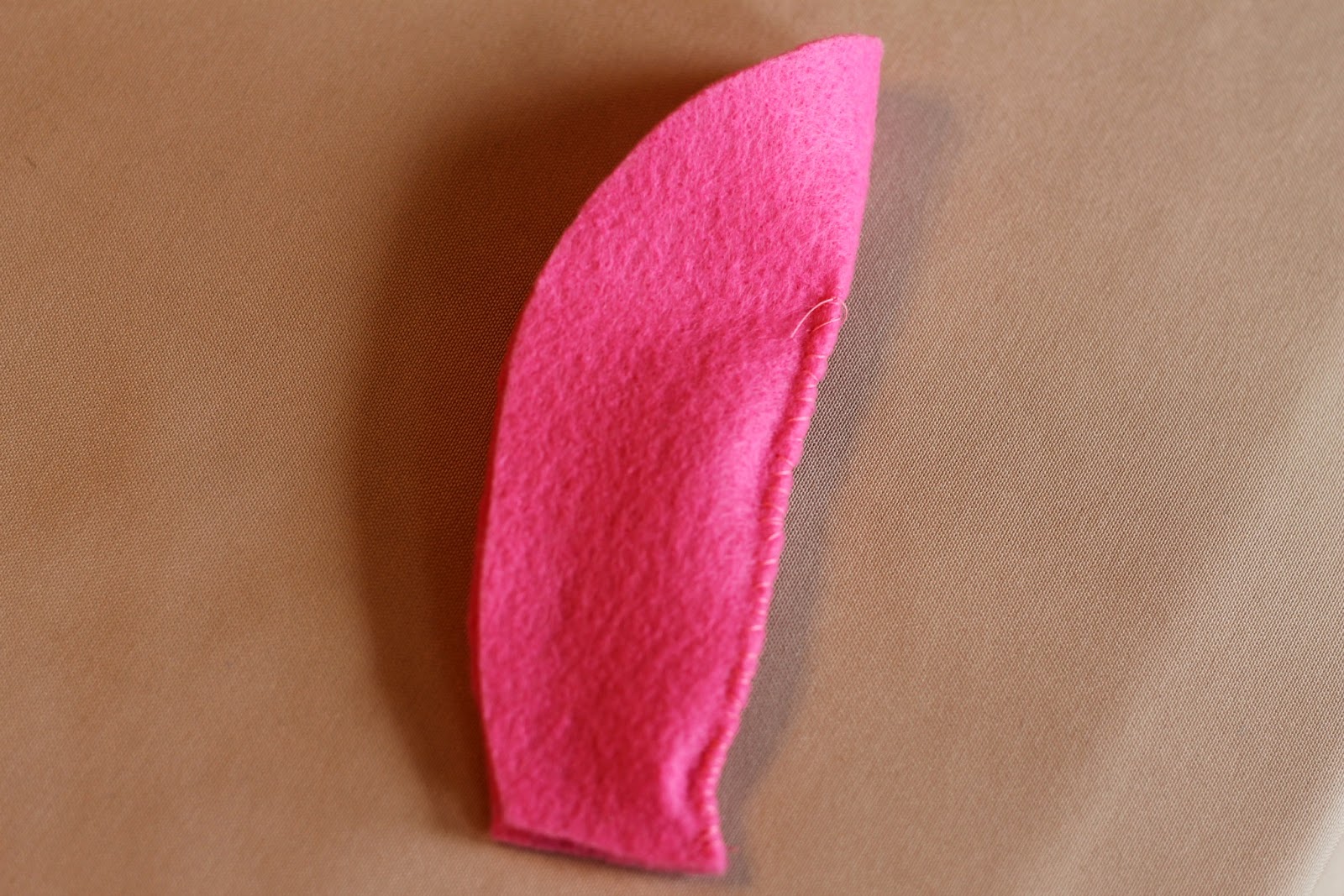 DIY Flower Costume Reading Confetti diy-flower-costume-reading-confetti
