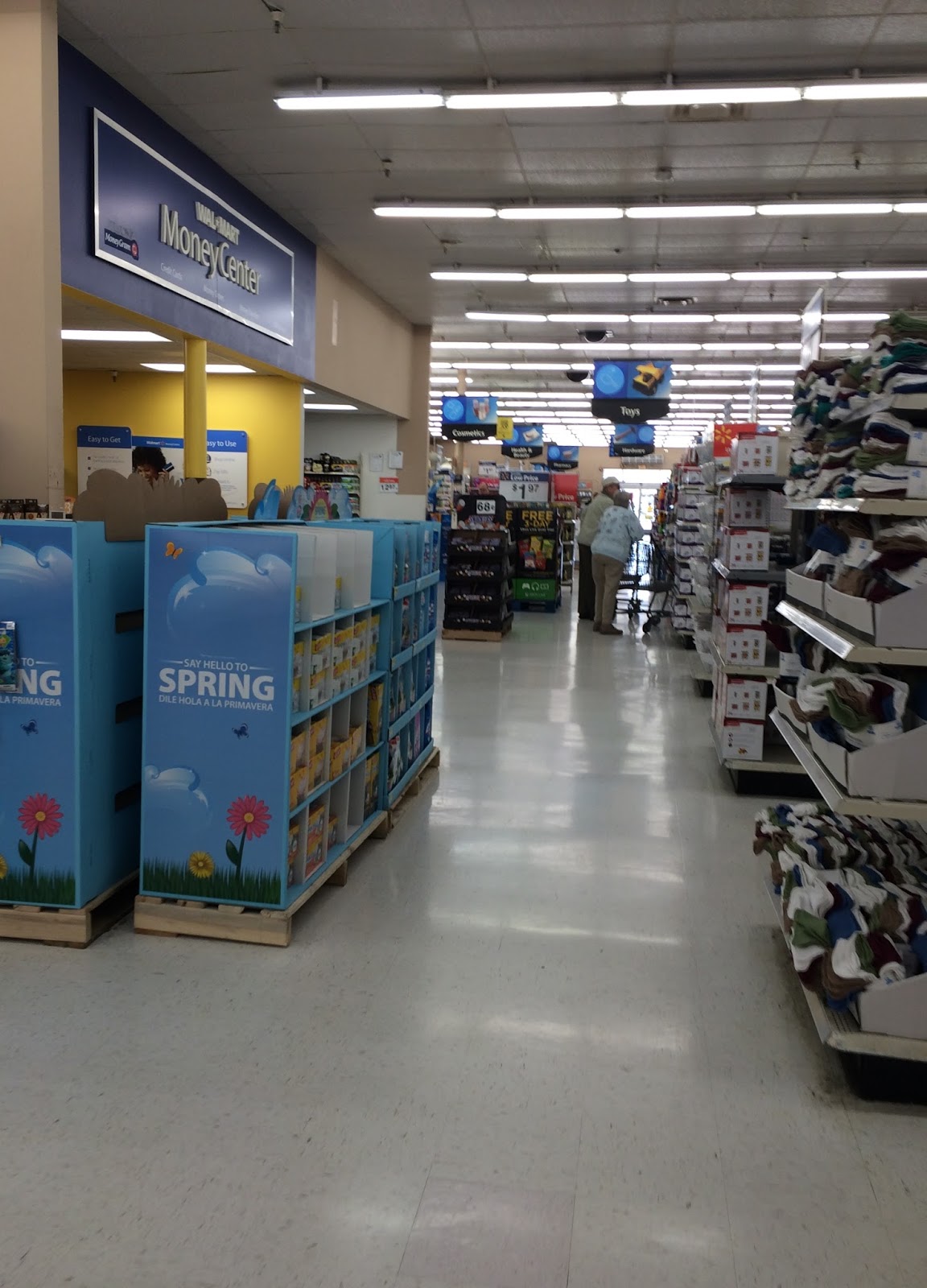 Dead and Dying retail: The story of a Wal-Mart inside a Kmart in ...