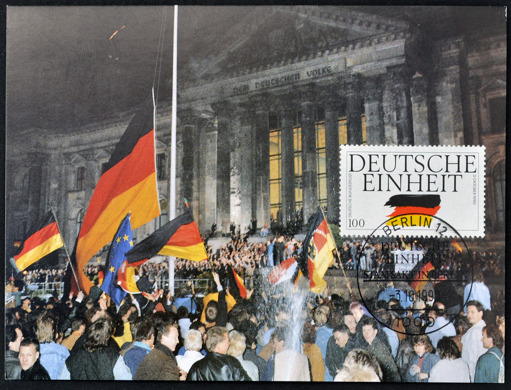 SAVE PHOTO On This Day 3rd October 1990 East And West Germany Are save-photo-on-this-day-3rd-october-1990-east-and-west-germany-are