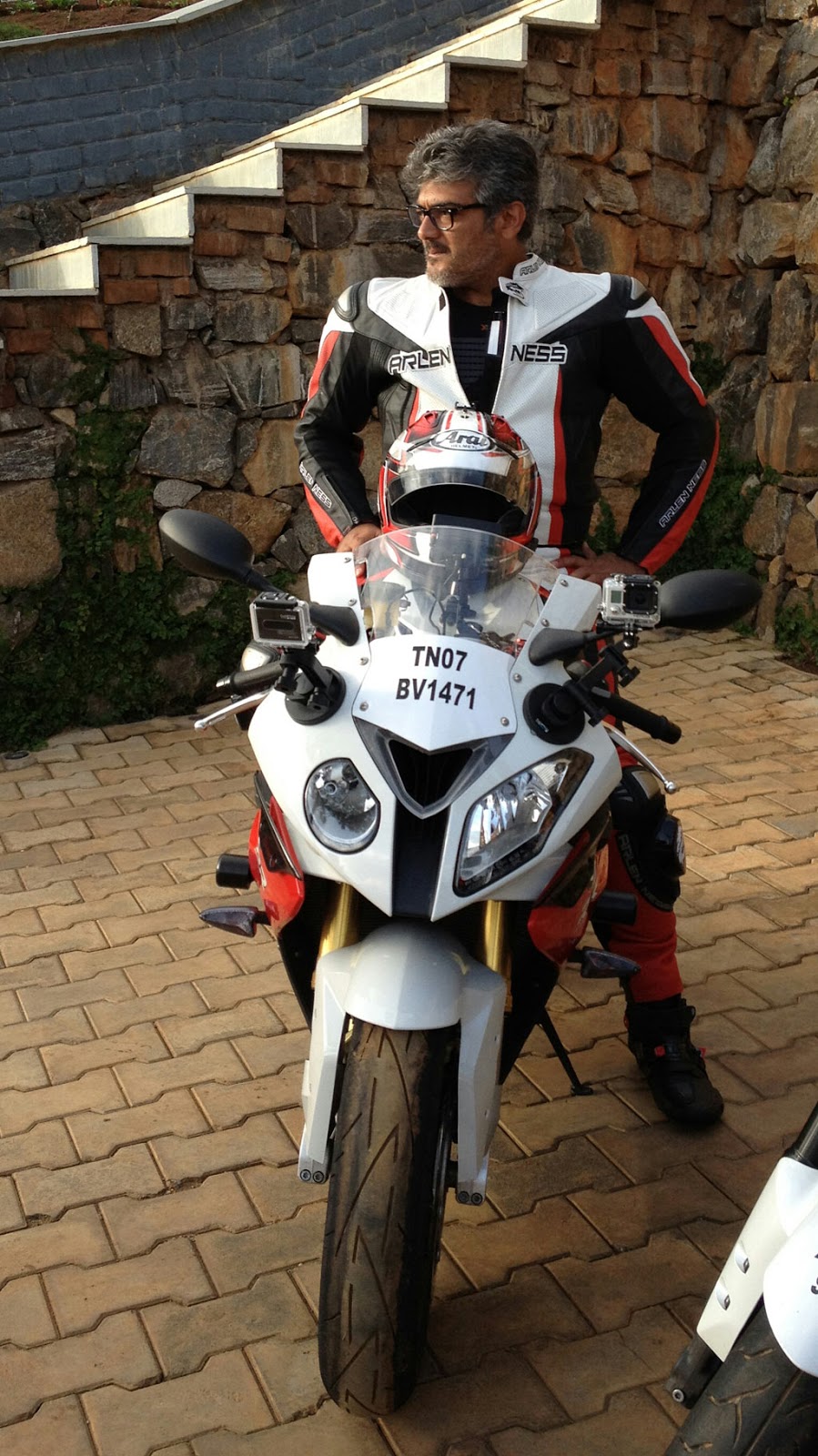Tamil Hero Ajith With BMW Bike Photos And Images Hot Actress Pictures tamil-hero-ajith-with-bmw-bike-photos-and-images-hot-actress-pictures