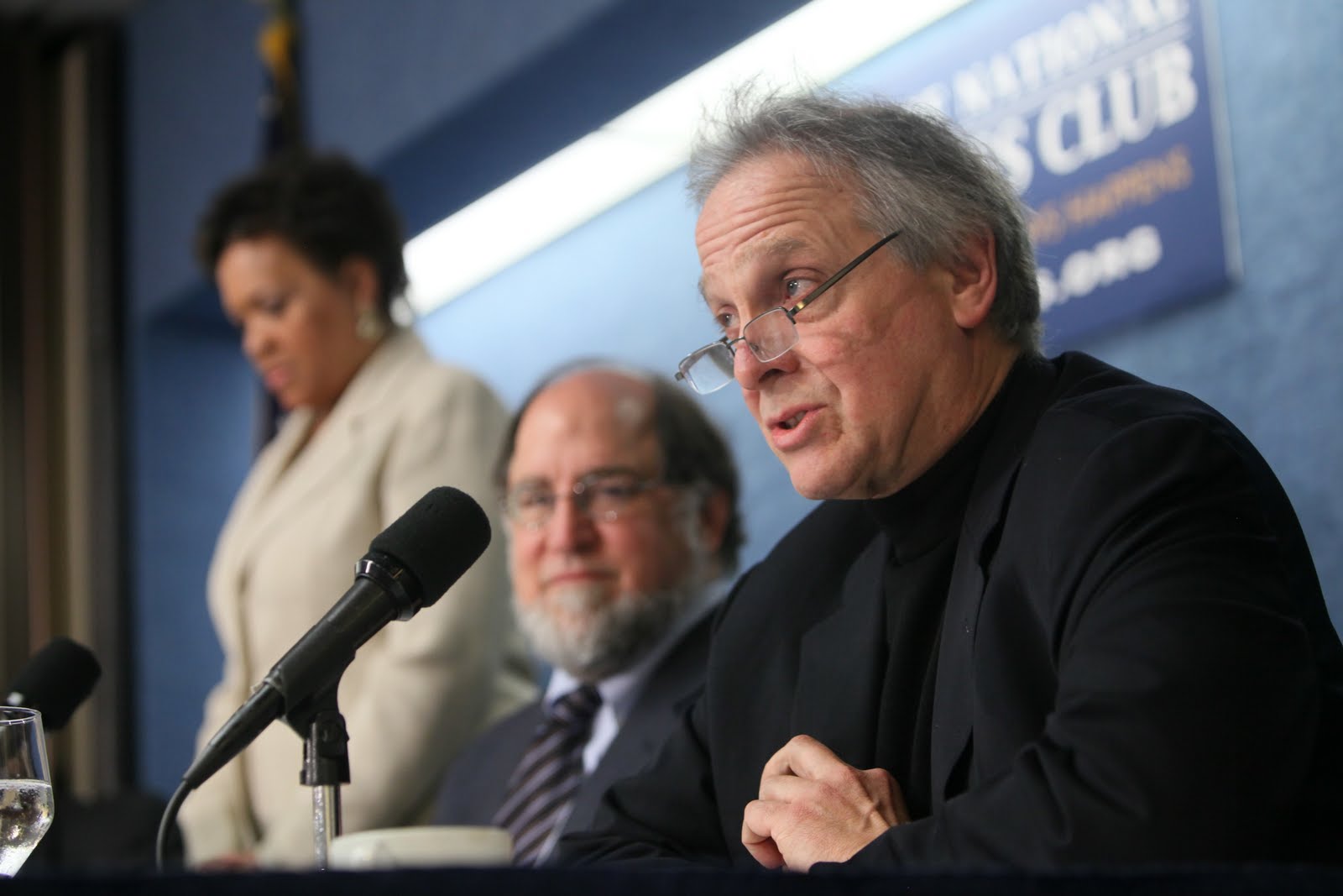 CyBlog: Security, Privacy and Mobility in the Information Age: CyLab, CERIAS and CSAIL join ...