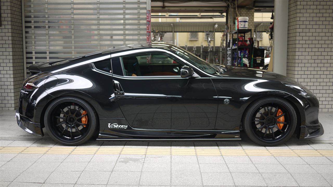 JDMphasis: Varis Z34 Showcase